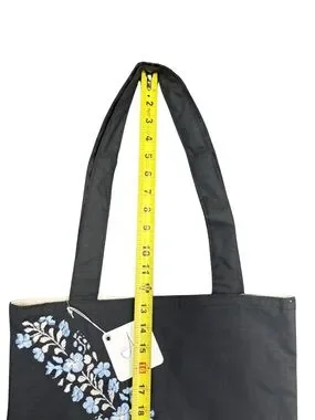 Tiendita Artesanal | Bags | Black Floral Embroidered Tote Bag Womens ...